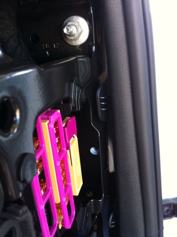 missing bolt, or not? - AudiWorld Forums